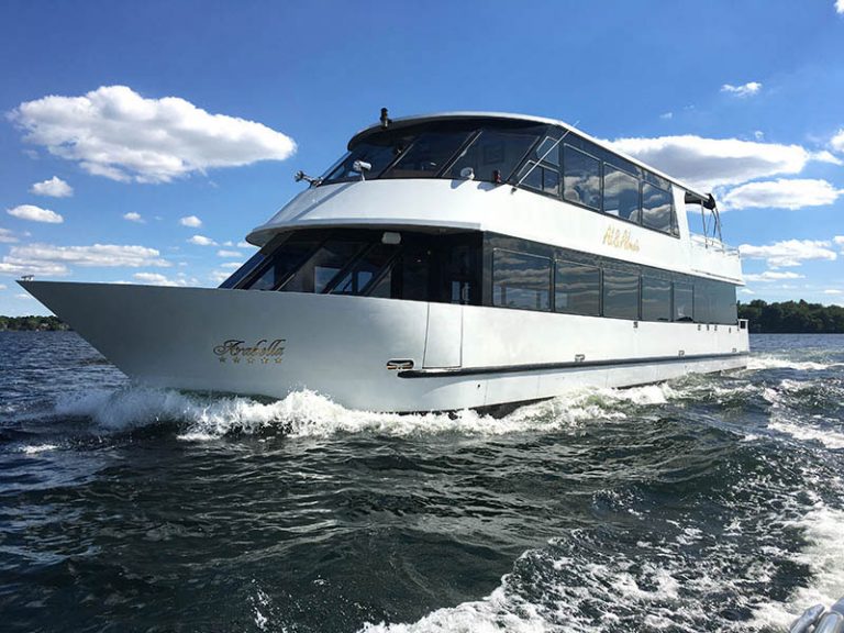 Lake Minnetonka Cruise and Dining on Al and Alma's